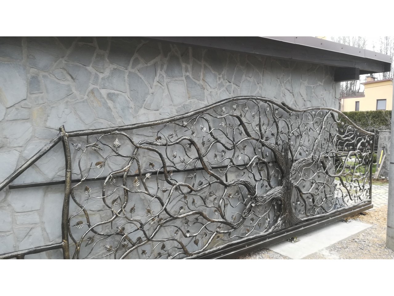 Brama Kuta Przesuwna motyw drzewa Model BP14