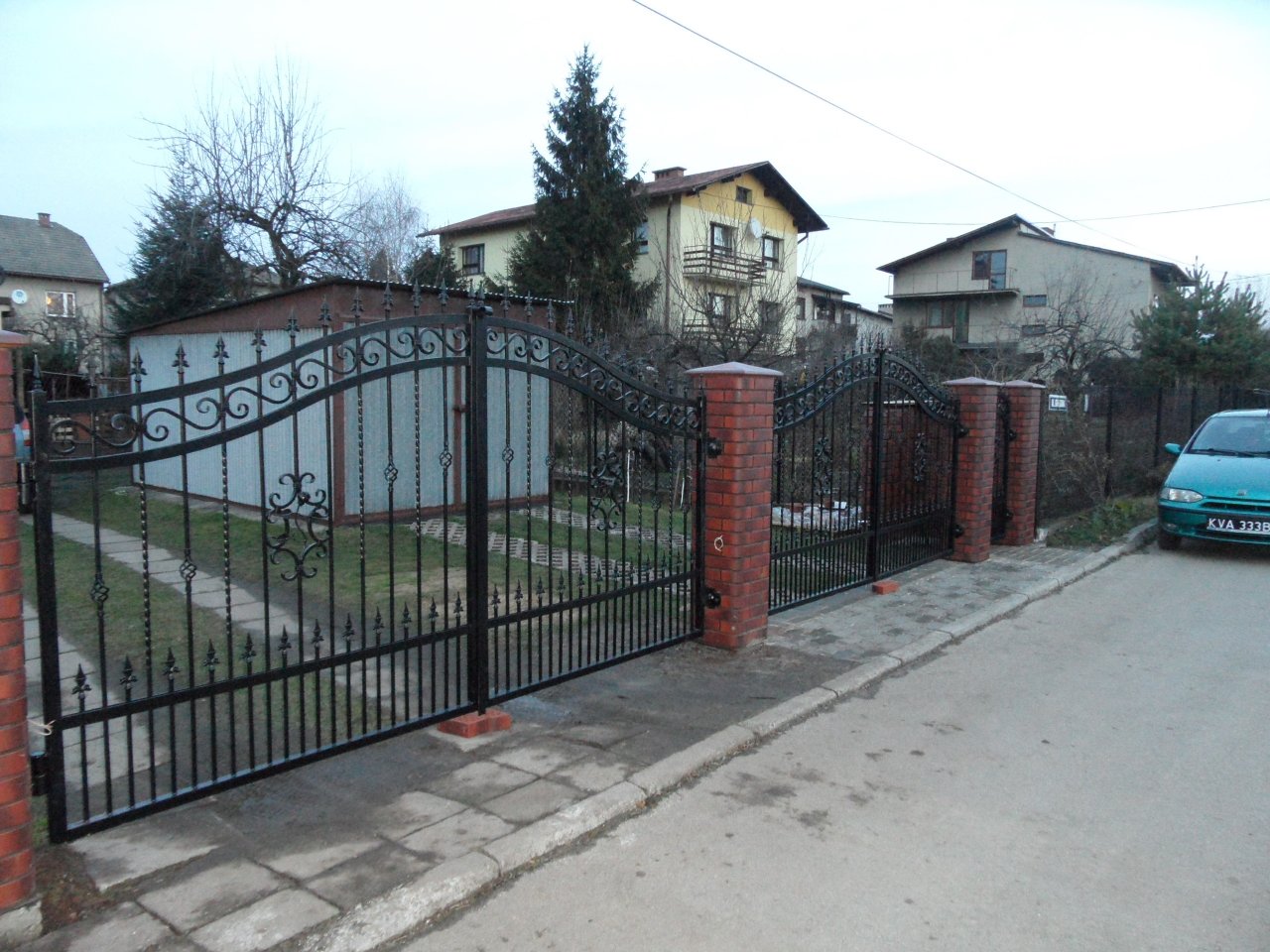 Brama kuta uchylna model BU34