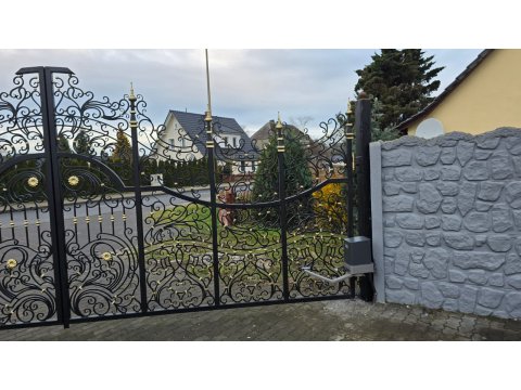 Brama kuta uchylna w stylu wiktoriańskim model i03